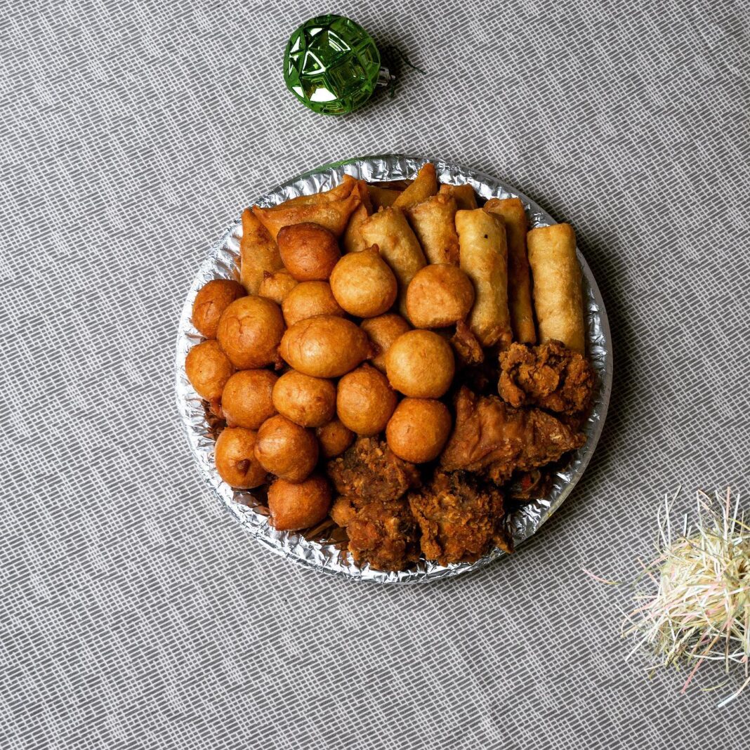 10 Food You Will Surely Find in Nigeria Owanbe Party (Owanbe Food ...